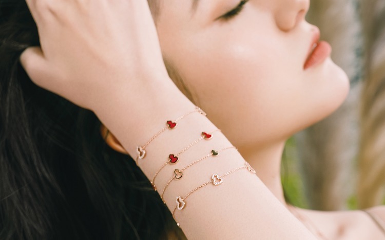 『珠宝』Qeelin 推出 Wulu Mania 系列：钻石与红色珐琅 | iDaily Jewelry · 每日珠宝杂志