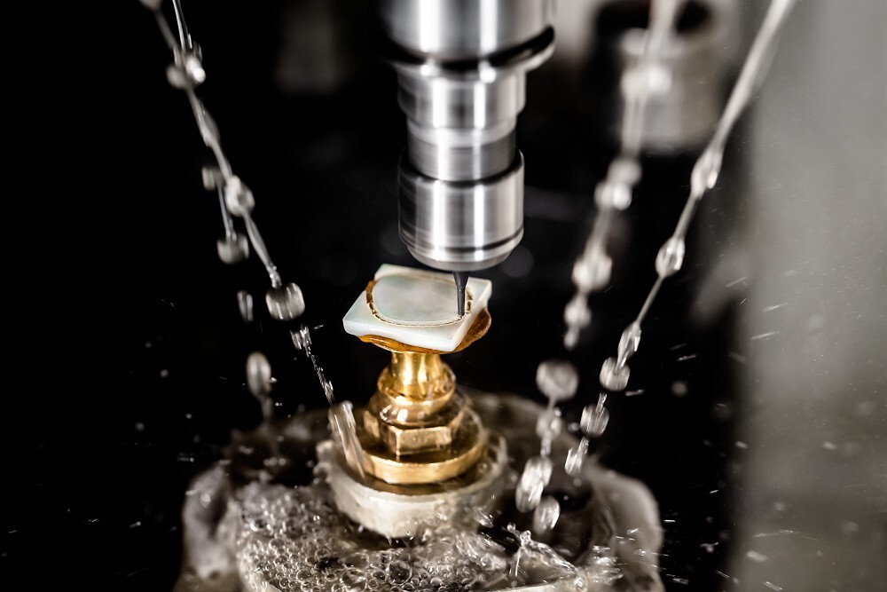 『珠宝』Dior 推出 Astro Dior 系列：珍珠母贝与占星术 | iDaily Jewelry · 每日珠宝杂志