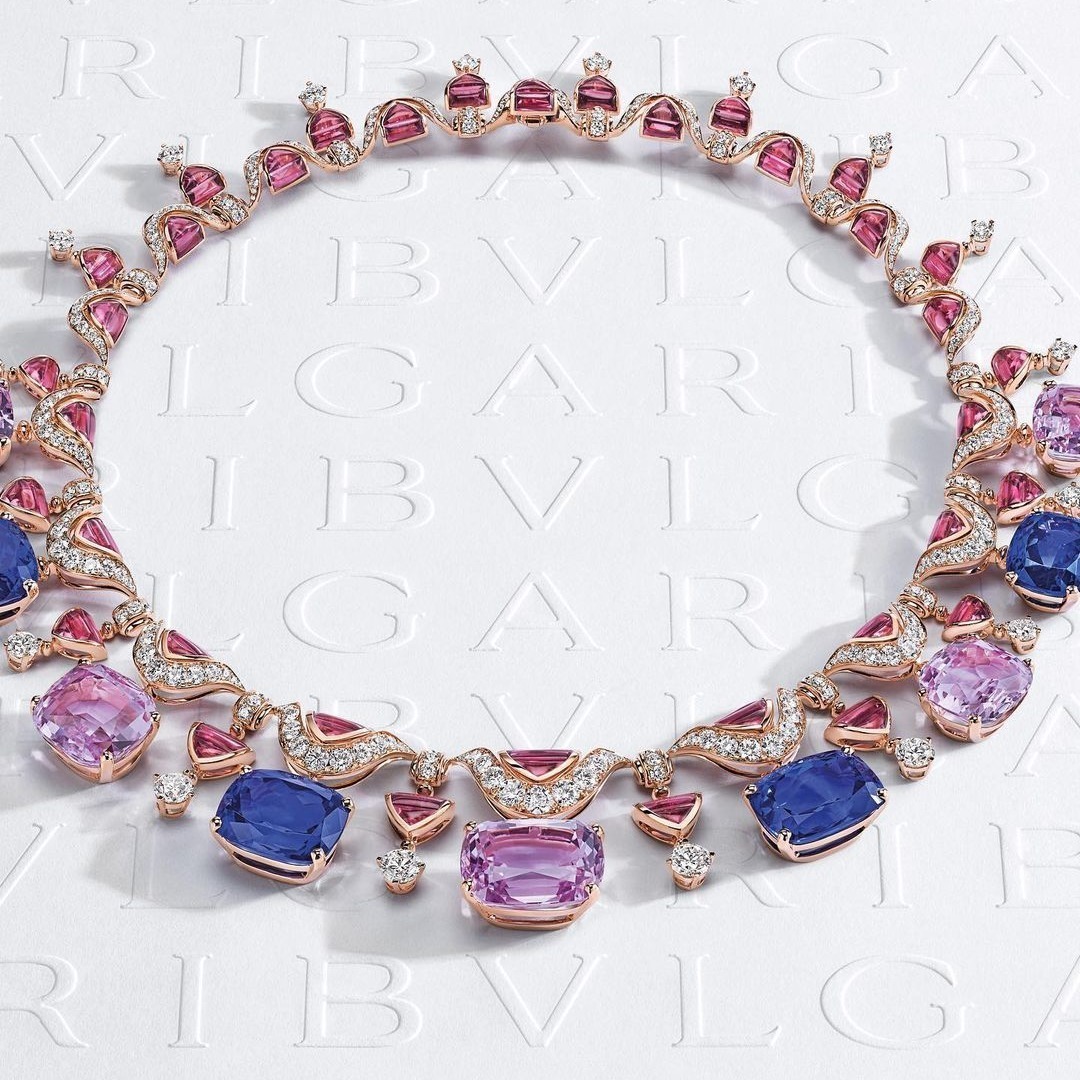 『珠宝』BVLGARI 推出 Color Journeys 系列第三篇章：紫锂辉石和摩根石 | iDaily Jewelry · 每日珠宝杂志