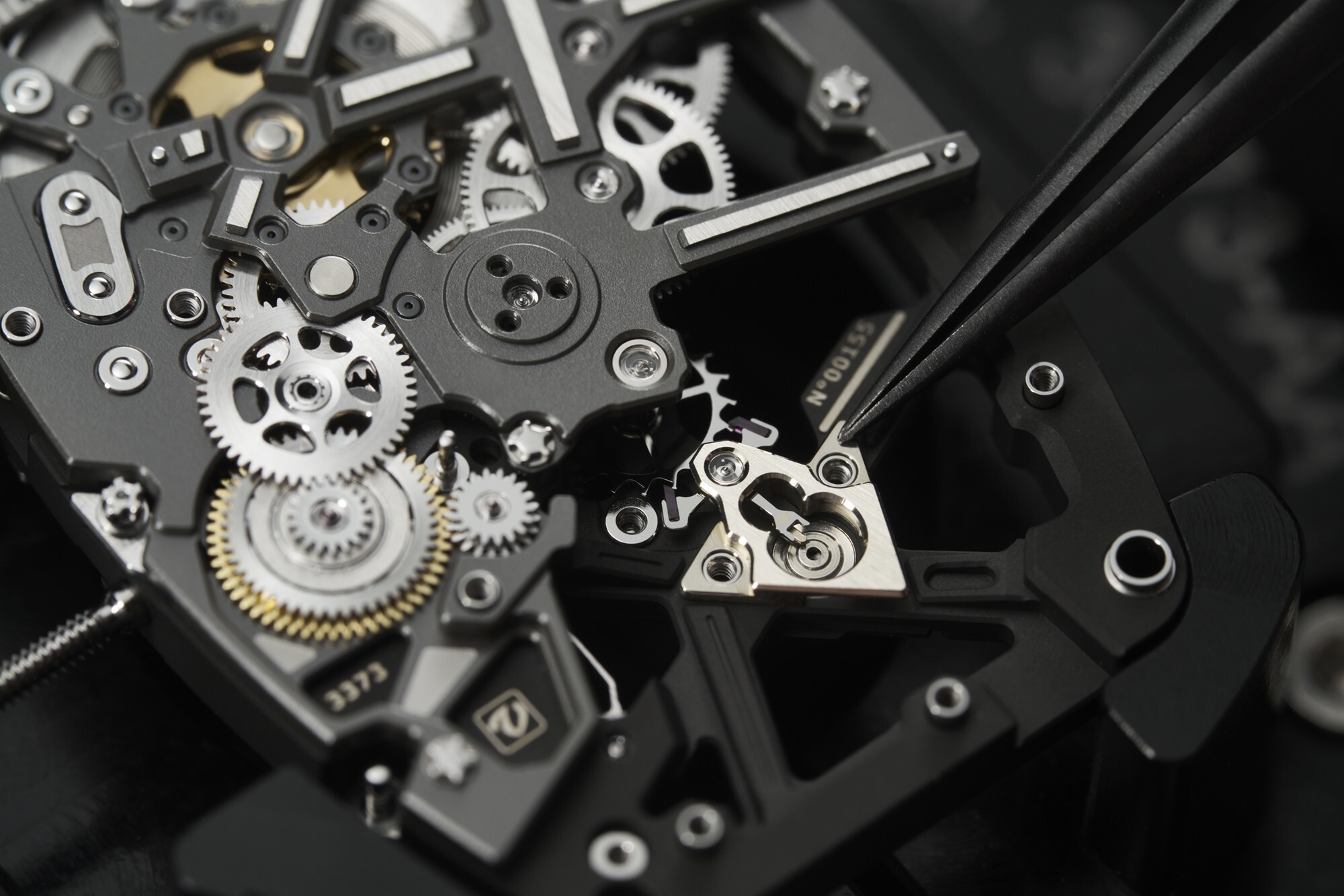 『新表』RICHARD MILLE 推出 RM 07-04 Automatic Sport 女士运动腕表：超轻盈仅36g | iDaily ...