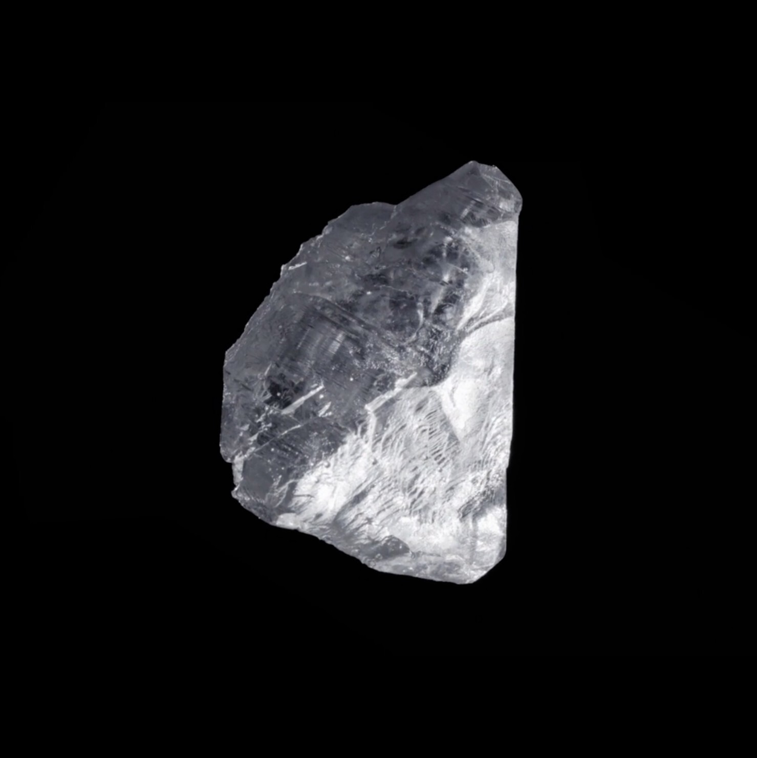 完美匹配：Graff Eternal Twins 祖母绿型切割钻石耳坠 | iDaily Jewelry · 每日珠宝杂志