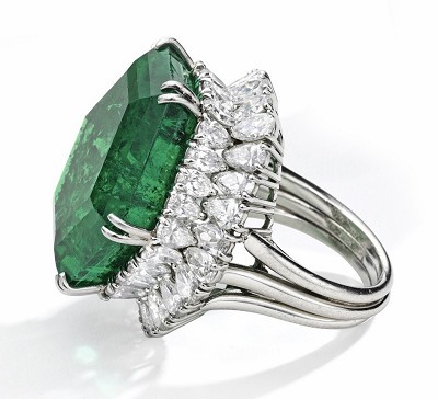 『拍卖』Sotheby's 纽约将拍卖一颗34ct祖母绿「Stotesbury Emerald」 | iDaily Jewelry · 每日珠宝杂志