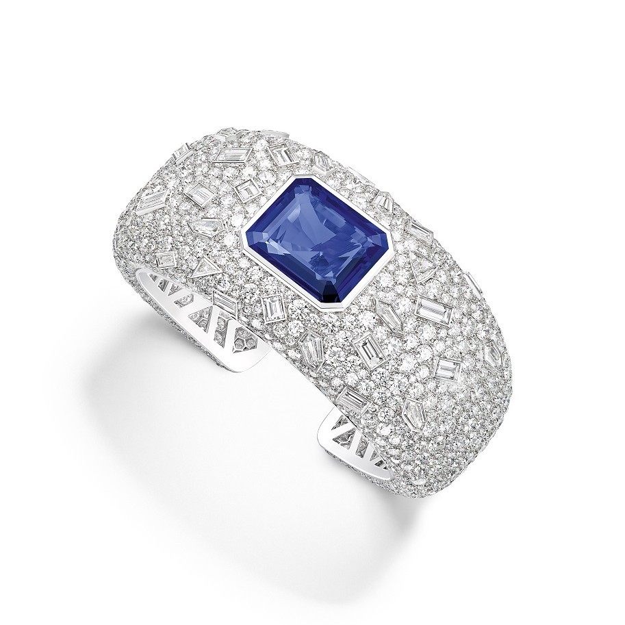 『珠宝』Piaget 推出 Sunlight Escape 高级珠宝系列：阳光、冰川与夜空 | iDaily Jewelry · 每日珠宝杂志