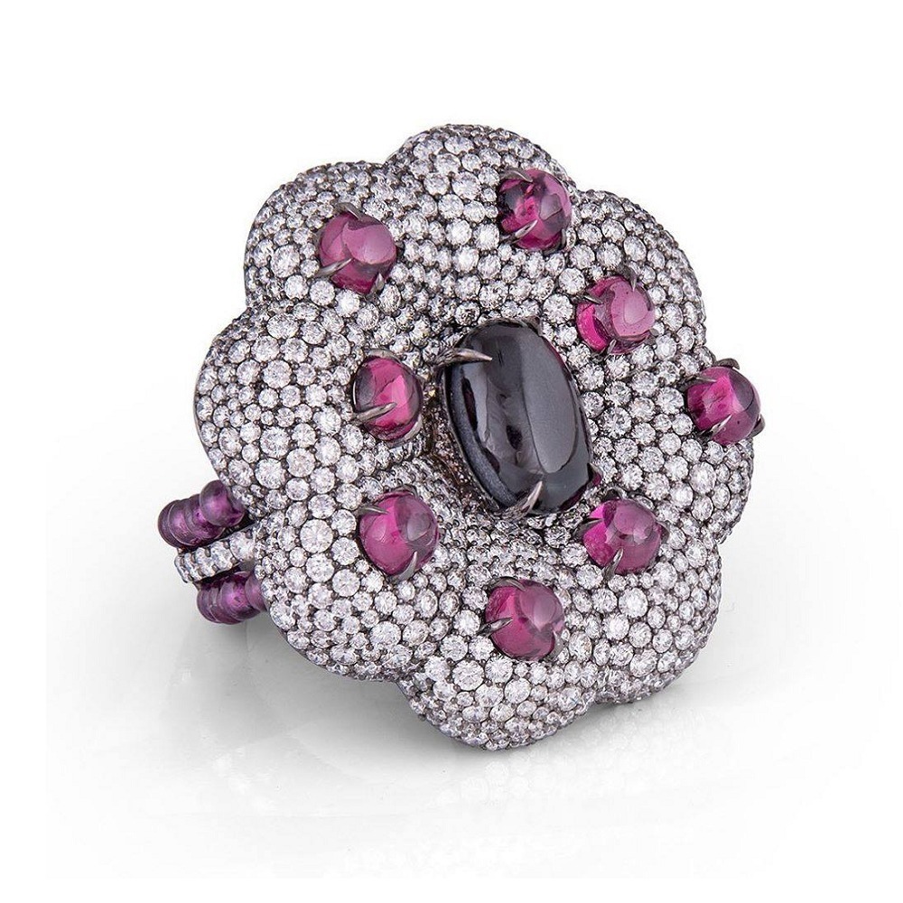 『珠宝』Pavit Gujral 推出独一款高级珠宝新作：暹罗斗鱼、黑森林与珊瑚 | iDaily Jewelry · 每日珠宝杂志