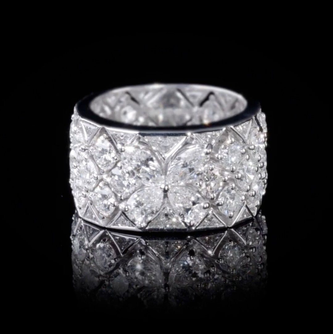 落雪与蝴蝶：Graff Snowfall Double Row 戒指 | iDaily Jewelry · 每日珠宝杂志